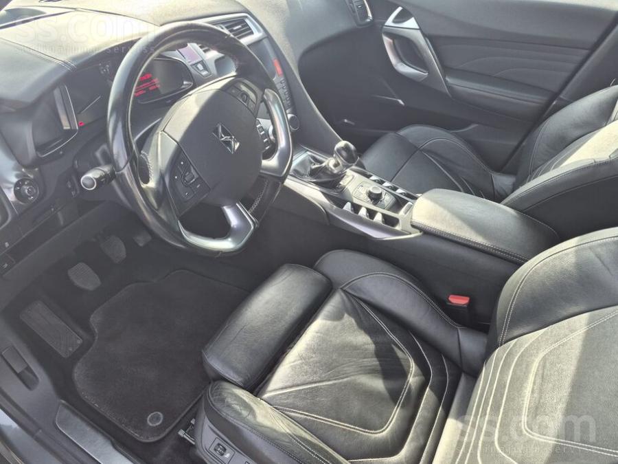 Pelēks Citroen DS 2012 Daugavpils, ar dzinēja tilpumu 2.00 L un nobraukumu 0 tūkst. km par 5250 €, foto 11 vietnē AUTOMOTO.COM.LV
