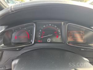 Pelēks Citroen DS 2012 Daugavpils, ar dzinēja tilpumu 2.00 L un nobraukumu 0 tūkst. km par 5250 €, foto 15 vietnē AUTOMOTO.COM.LV