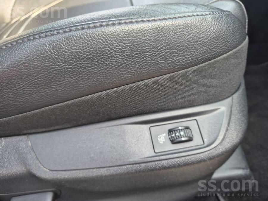 Pelēks Citroen DS 2012 Daugavpils, ar dzinēja tilpumu 2.00 L un nobraukumu 0 tūkst. km par 5250 €, foto 22 vietnē AUTOMOTO.COM.LV