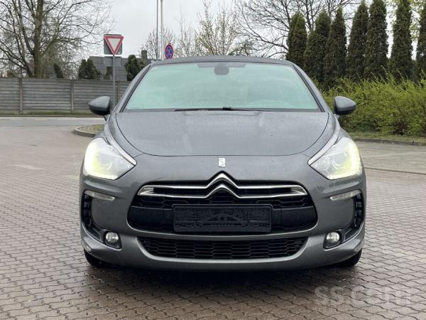 Pelēks Citroen DS 2013 Jelgava, ar dzinēja tilpumu 2.00 L un nobraukumu 202 tūkst. km par 6590 €, foto 2 vietnē AUTOMOTO.COM.LV