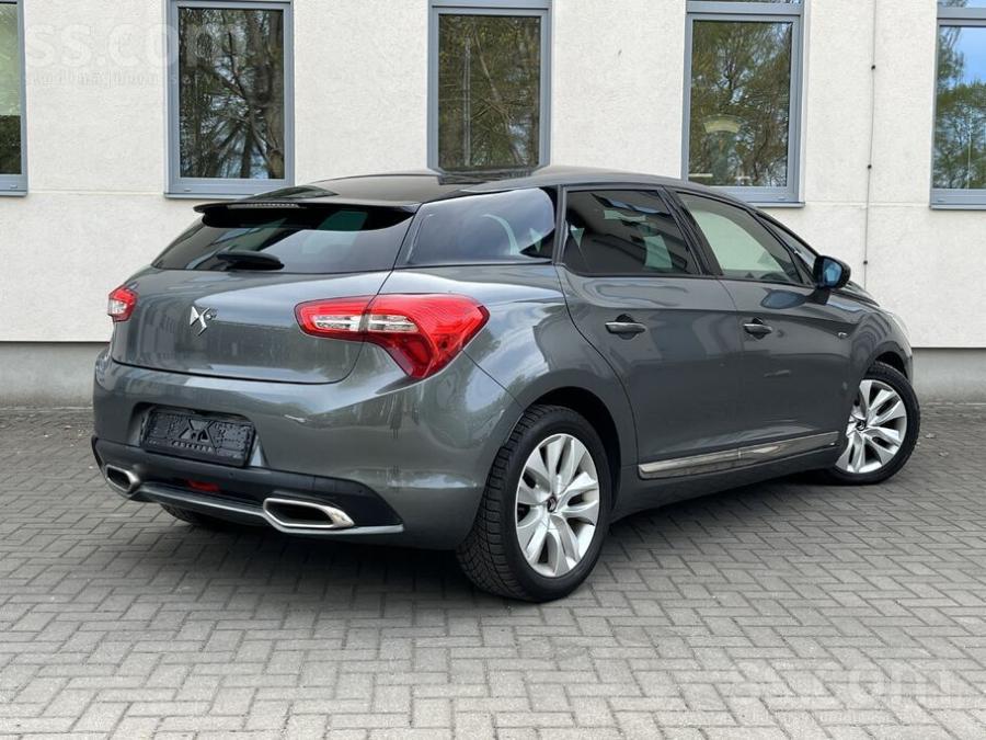 Pelēks Citroen DS 2013 Jelgava, ar dzinēja tilpumu 2.00 L un nobraukumu 202 tūkst. km par 5990 €, foto 5 vietnē AUTOMOTO.COM.LV