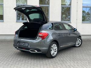 Pelēks Citroen DS 2013 Jelgava, ar dzinēja tilpumu 2.00 L un nobraukumu 202 tūkst. km par 5990 €, foto 6 vietnē AUTOMOTO.COM.LV