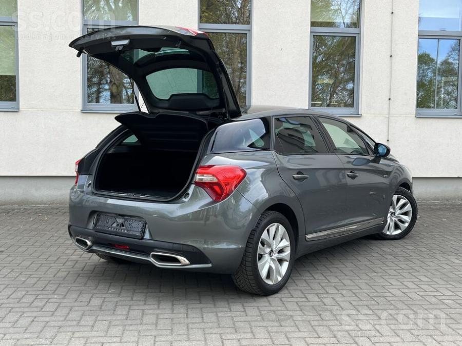 Pelēks Citroen DS 2013 Jelgava, ar dzinēja tilpumu 2.00 L un nobraukumu 202 tūkst. km par 5990 €, foto 6 vietnē AUTOMOTO.COM.LV