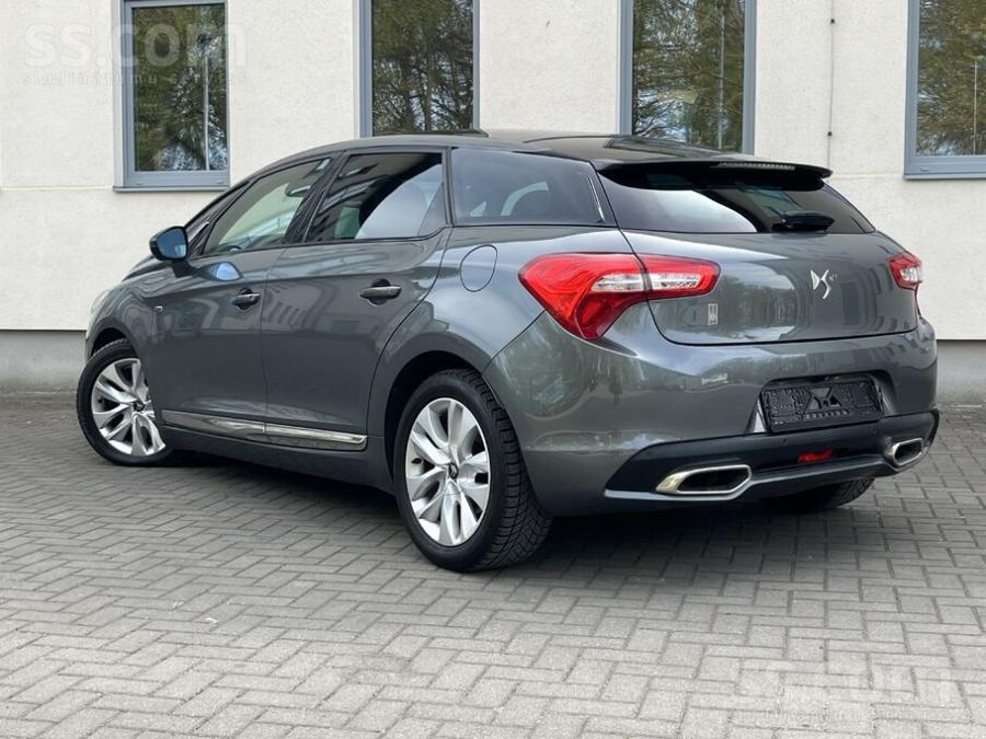Pelēks Citroen DS 2013 Jelgava, ar dzinēja tilpumu 2.00 L un nobraukumu 202 tūkst. km par 5990 €, foto 8 vietnē AUTOMOTO.COM.LV