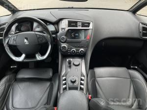 Pelēks Citroen DS 2013 Jelgava, ar dzinēja tilpumu 2.00 L un nobraukumu 202 tūkst. km par 5990 €, foto 13 vietnē AUTOMOTO.COM.LV