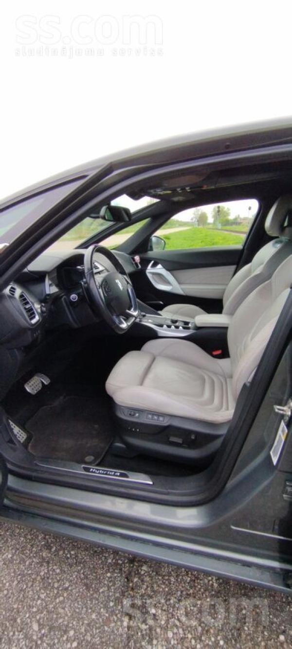 Pelēks Citroen DS 2013 Daugavpils, ar dzinēja tilpumu 2.00 L un nobraukumu 212 tūkst. km par 4900 €, foto 6 vietnē AUTOMOTO.COM.LV