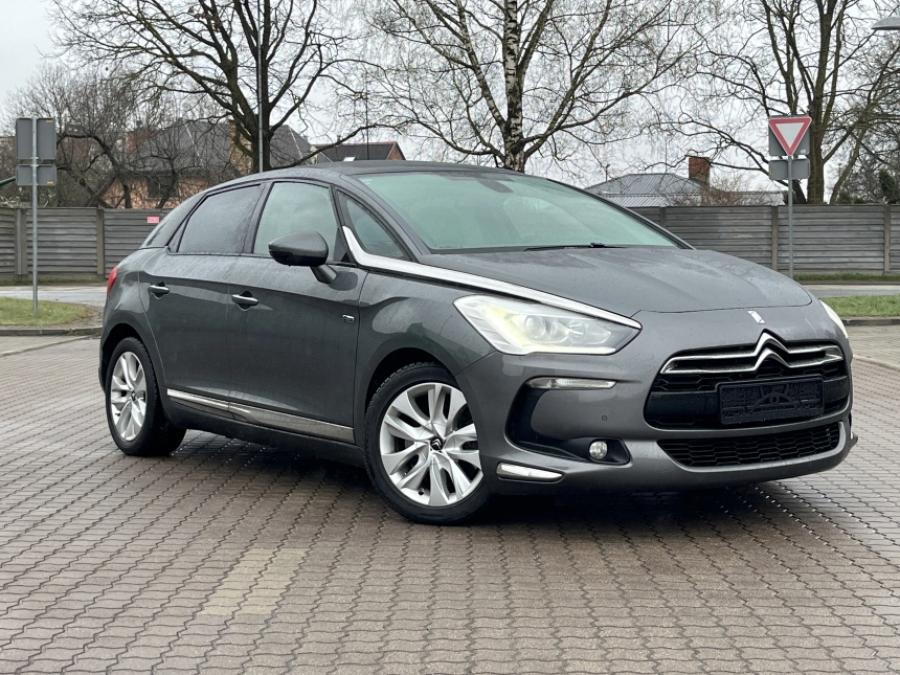Grey Citroen DS 2013 in Riga, with an engine capacity of 2.00 L and mileage of 0 thousand km for 7990 €, photo 4 on AUTOMOTO.COM.LV