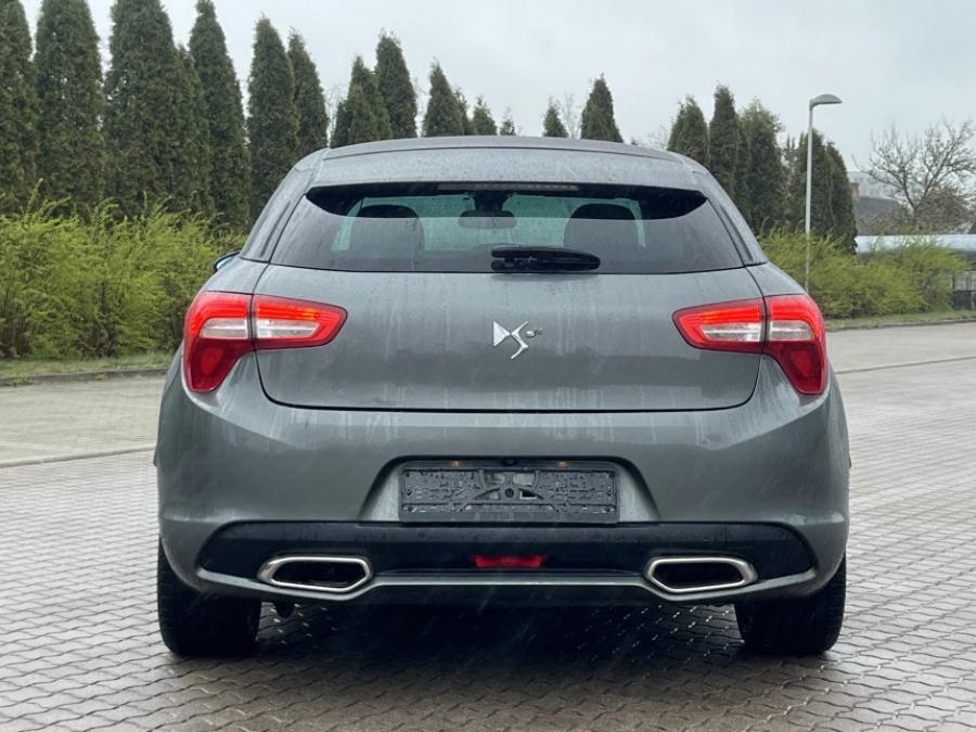 Grey Citroen DS 2013 in Riga, with an engine capacity of 2.00 L and mileage of 0 thousand km for 7990 €, photo 5 on AUTOMOTO.COM.LV