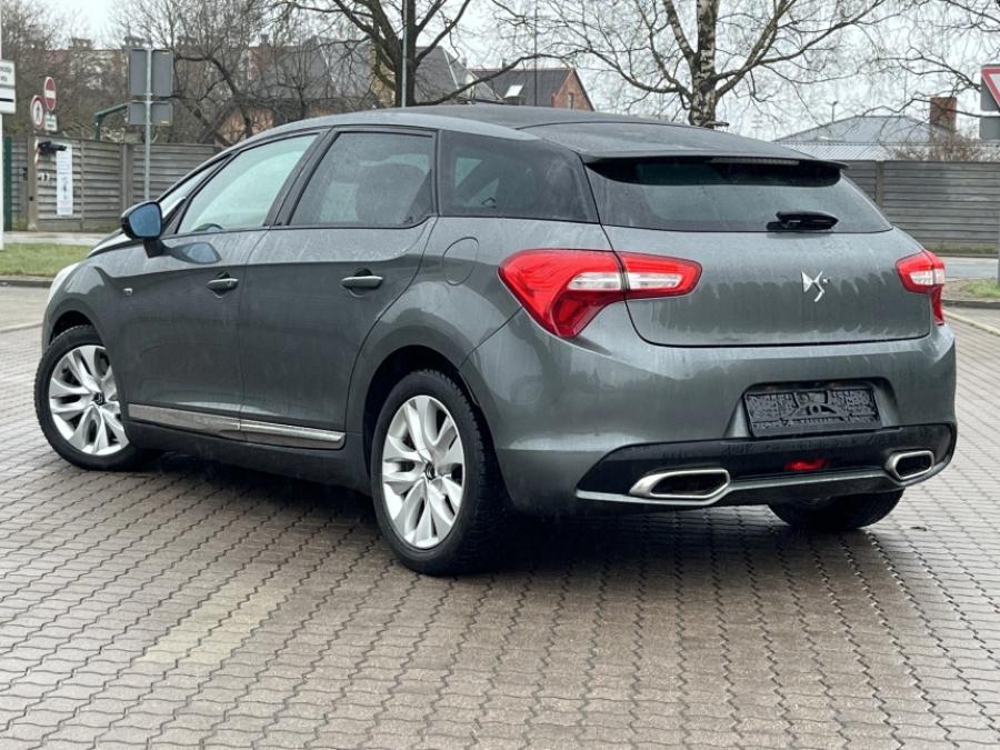 Grey Citroen DS 2013 in Riga, with an engine capacity of 2.00 L and mileage of 0 thousand km for 7990 €, photo 8 on AUTOMOTO.COM.LV