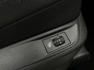 Grey Citroen DS 2013 in Riga, with an engine capacity of 2.00 L and mileage of 0 thousand km for 7990 €, photo 12 on AUTOMOTO.COM.LV