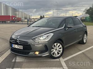 Pelēks Citroen DS 2013 Rīga, ar dzinēja tilpumu 2.00 L un nobraukumu 241 tūkst. km par 5500 €, foto 5 vietnē AUTOMOTO.COM.LV