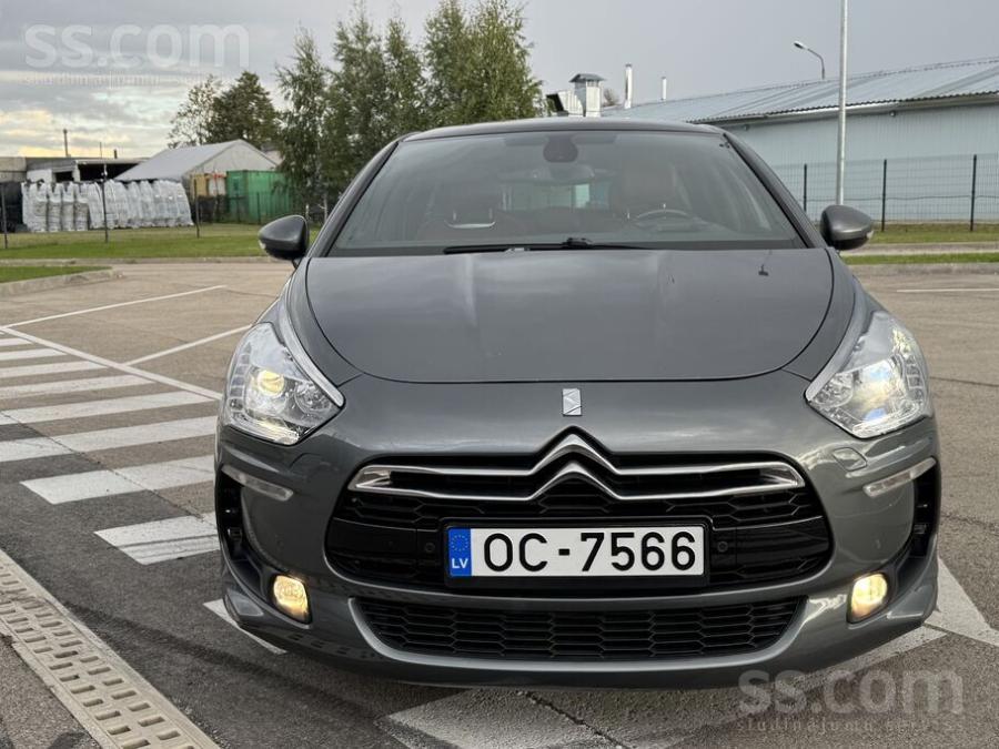 Pelēks Citroen DS 2013 Rīga, ar dzinēja tilpumu 2.00 L un nobraukumu 241 tūkst. km par 5500 €, foto 8 vietnē AUTOMOTO.COM.LV
