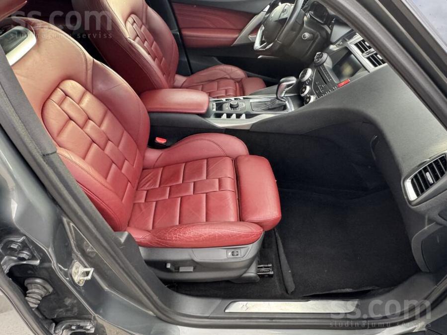 Pelēks Citroen DS 2013 Rīga, ar dzinēja tilpumu 2.00 L un nobraukumu 241 tūkst. km par 5500 €, foto 14 vietnē AUTOMOTO.COM.LV