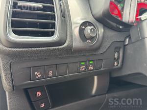 Pelēks Citroen DS 2013 Rīga, ar dzinēja tilpumu 2.00 L un nobraukumu 241 tūkst. km par 5500 €, foto 21 vietnē AUTOMOTO.COM.LV