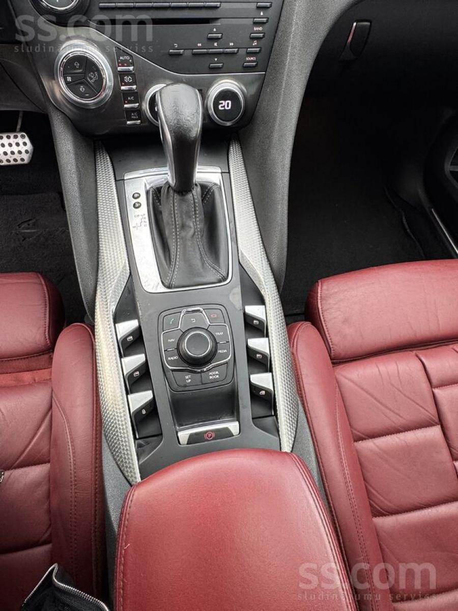 Pelēks Citroen DS 2013 Rīga, ar dzinēja tilpumu 2.00 L un nobraukumu 241 tūkst. km par 5500 €, foto 24 vietnē AUTOMOTO.COM.LV