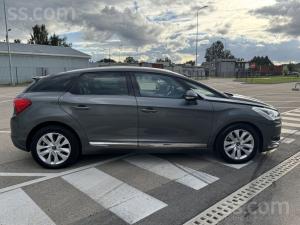 Pelēks Citroen DS 2013 Rīga, ar dzinēja tilpumu 2.00 L un nobraukumu 241 tūkst. km par 5500 €, foto 31 vietnē AUTOMOTO.COM.LV