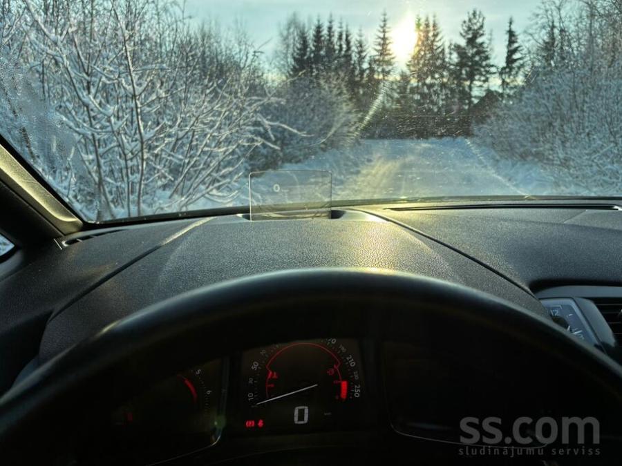 Grey Citroen DS 2014 in Preili, with an engine capacity of 1.60 L and mileage of 274 thousand km for 6100 €, photo 7 on AUTOMOTO.COM.LV