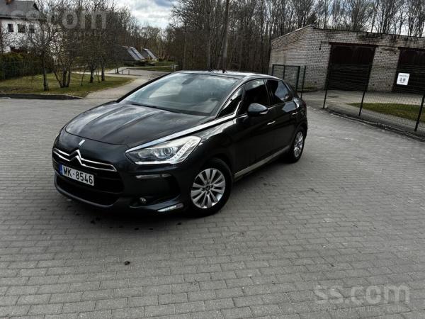 Серый Ситроен ДС 2014 в Прейли, объемом двигателя 1.60 л и пробегом 274 тыс. км за 5700 €, фото 2 на AUTOMOTO.COM.LV