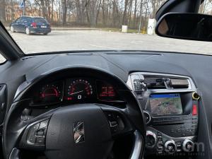 Pelēks Citroen DS 2014 Preiļi, ar dzinēja tilpumu 1.60 L un nobraukumu 274 tūkst. km par 5700 €, foto 6 vietnē AUTOMOTO.COM.LV