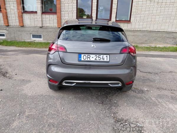 Citroen DS 2015 Talsi vietnÄ PelÄks Citroen DS 2015 Talsi, ar dzinÄja tilpumu 1.60 L un nobraukumu 247 tÅ«kst. km par 5990 ā¬, foto 6 vietnÄ AUTOMOTO.COM.LV