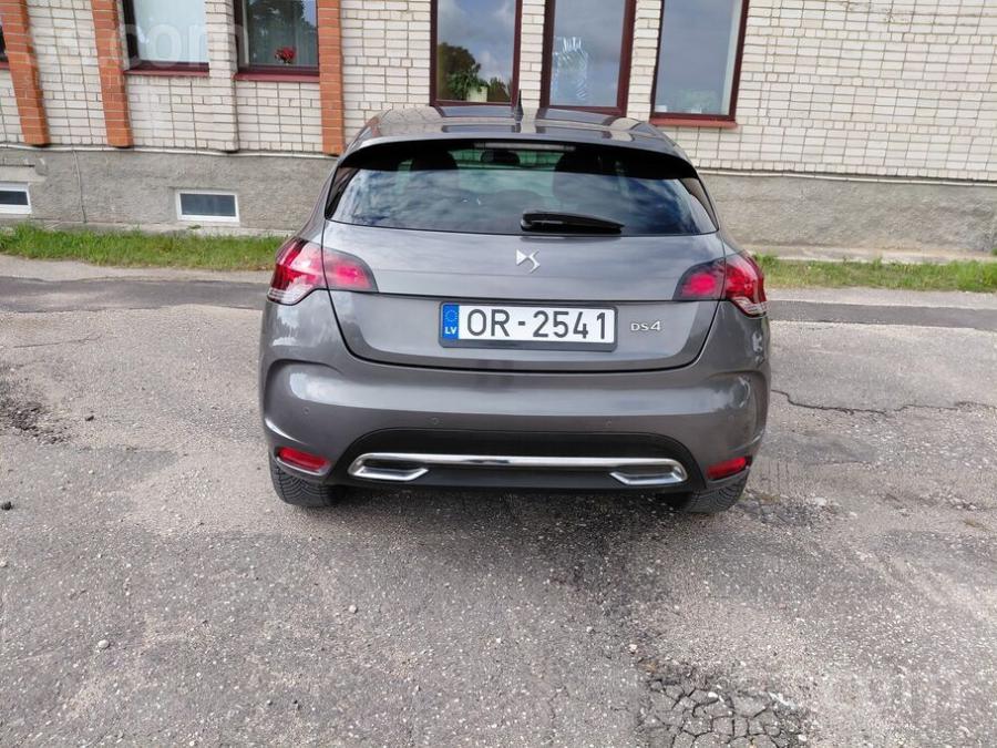 Pelēks Citroen DS 2015 Talsi, ar dzinēja tilpumu 1.60 L un nobraukumu 247 tūkst. km par 5990 €, foto 6 vietnē AUTOMOTO.COM.LV