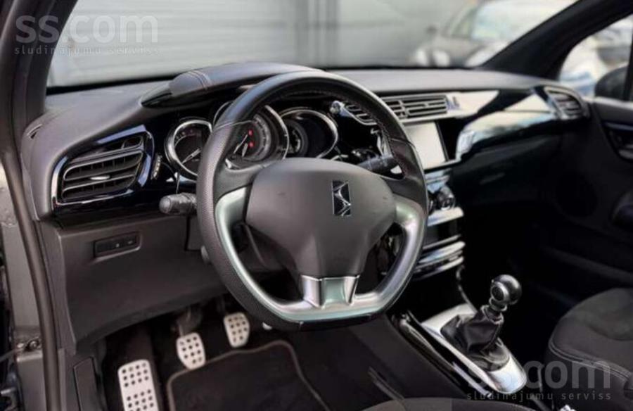 Pelēks Citroen DS 2017 Rīga, ar dzinēja tilpumu 1.20 L un nobraukumu 146 tūkst. km par 4200 €, foto 6 vietnē AUTOMOTO.COM.LV