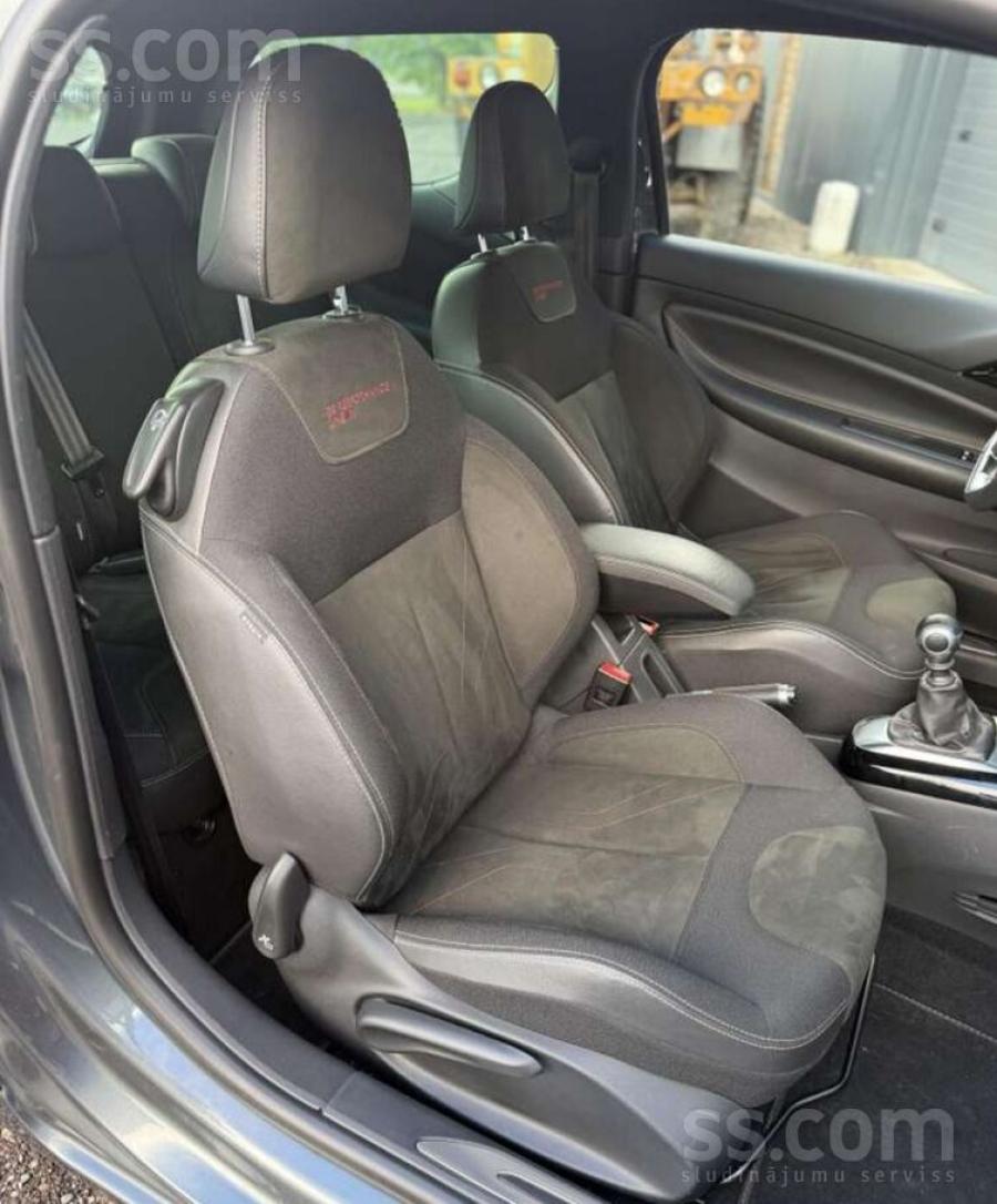 Pelēks Citroen DS 2017 Rīga, ar dzinēja tilpumu 1.20 L un nobraukumu 146 tūkst. km par 4200 €, foto 12 vietnē AUTOMOTO.COM.LV