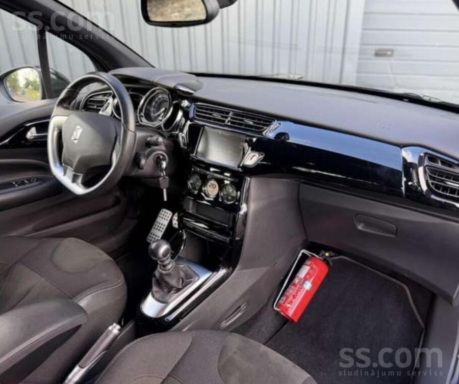 Pelēks Citroen DS 2017 Rīga, ar dzinēja tilpumu 1.20 L un nobraukumu 146 tūkst. km par 4200 €, foto 13 vietnē AUTOMOTO.COM.LV