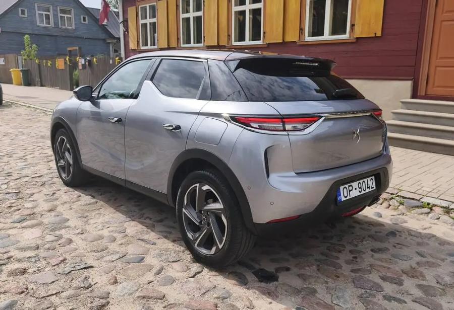 Pelēks Citroen DS 2019 Jelgava, ar dzinēja tilpumu 1.20 L un nobraukumu 135 tūkst. km par 11990 €, foto 3 vietnē AUTOMOTO.COM.LV