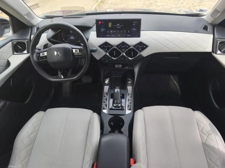 Pelēks Citroen DS 2019 Jelgava, ar dzinēja tilpumu 1.20 L un nobraukumu 135 tūkst. km par 11990 €, foto 12 vietnē AUTOMOTO.COM.LV