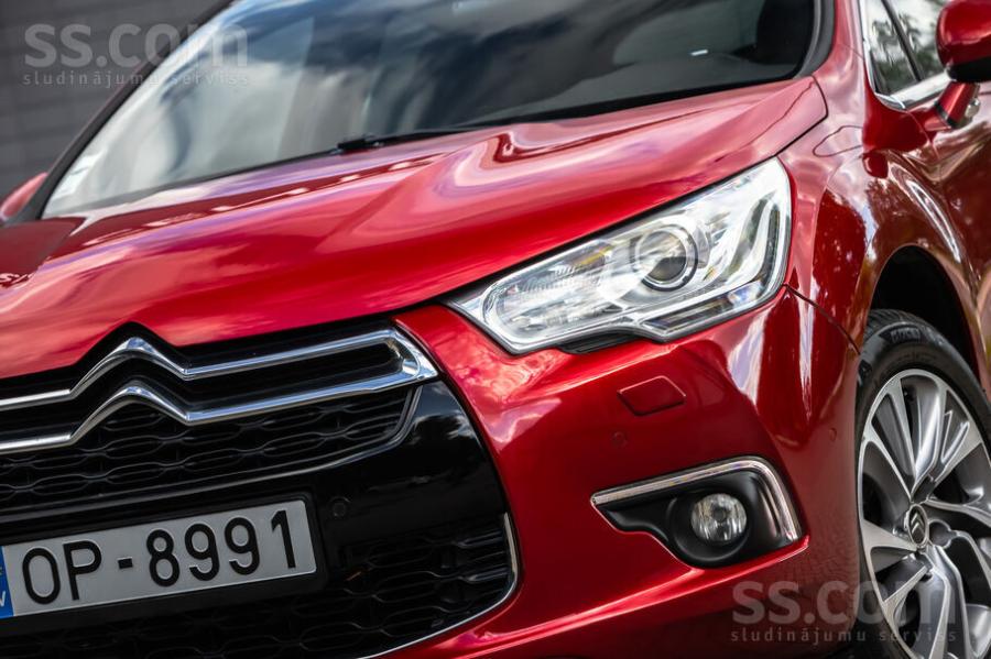 Sarkans Citroen DS 2011 Jelgava, ar dzinēja tilpumu 2.00 L un nobraukumu 203 tūkst. km par 5350 €, foto 4 vietnē AUTOMOTO.COM.LV