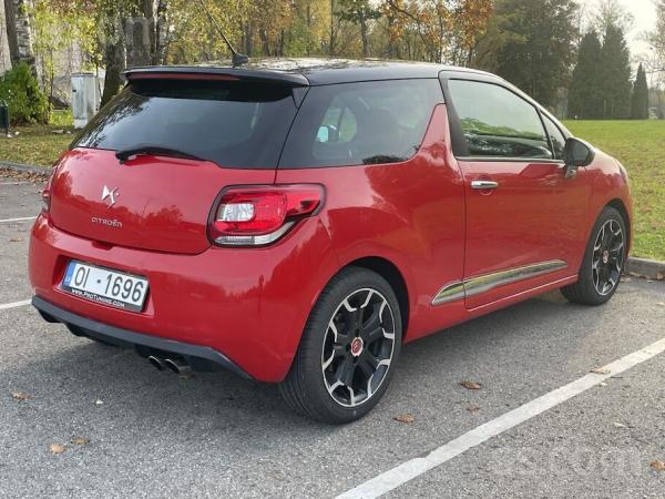 Red Citroen DS 2011 in Cesis, with an engine capacity of 1.60 L and mileage of 206 thousand km for 3500 €, photo 3 on AUTOMOTO.COM.LV