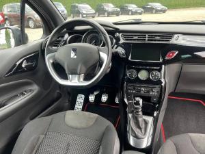 Sarkans Citroen DS 2013 Cēsis, ar dzinēja tilpumu 1.60 L un nobraukumu 209 tūkst. km par 5999 €, foto 9 vietnē AUTOMOTO.COM.LV