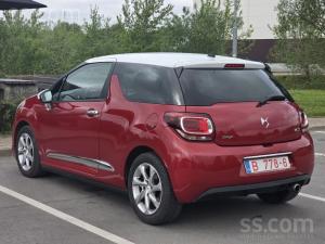 Red Citroen DS 2016 in Ogre, with an engine capacity of 1.20 L and mileage of 108 thousand km for 6277 €, photo 5 on AUTOMOTO.COM.LV
