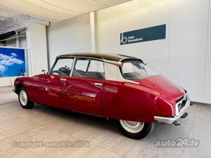 Red Citroen DS 1972 in Tallinn, with an engine capacity of 2.30 L and mileage of 1 thousand km for 14900 €, photo 6 on AUTOMOTO.COM.LV
