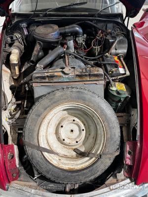 Red Citroen DS 1972 in Tallinn, with an engine capacity of 2.30 L and mileage of 1 thousand km for 14900 €, photo 17 on AUTOMOTO.COM.LV