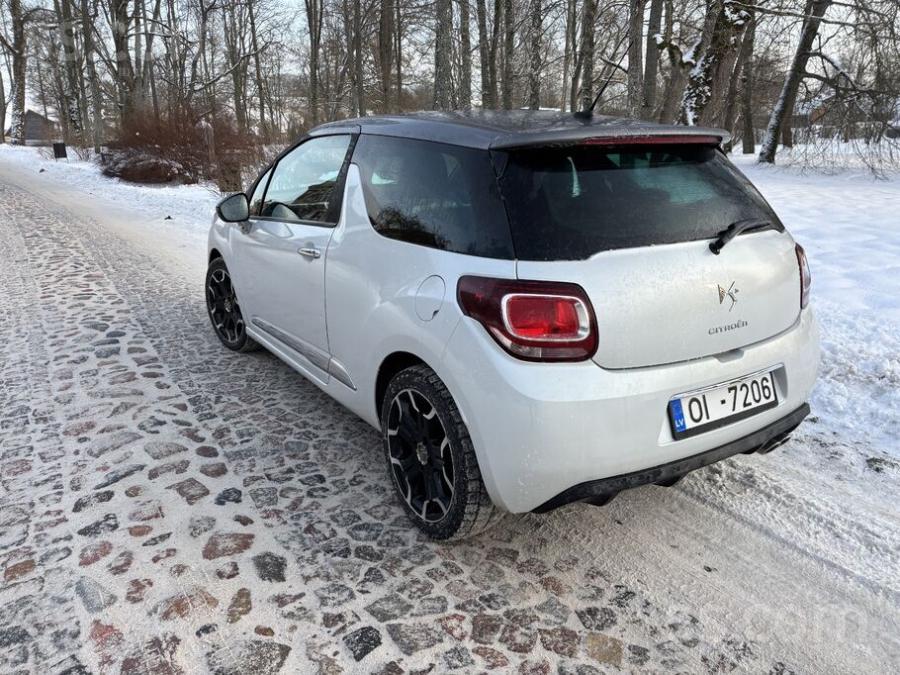 White Citroen DS 2015 in Kuldiga, with an engine capacity of 1.60 L and mileage of 126 thousand km for 5795 €, photo 5 on AUTOMOTO.COM.LV