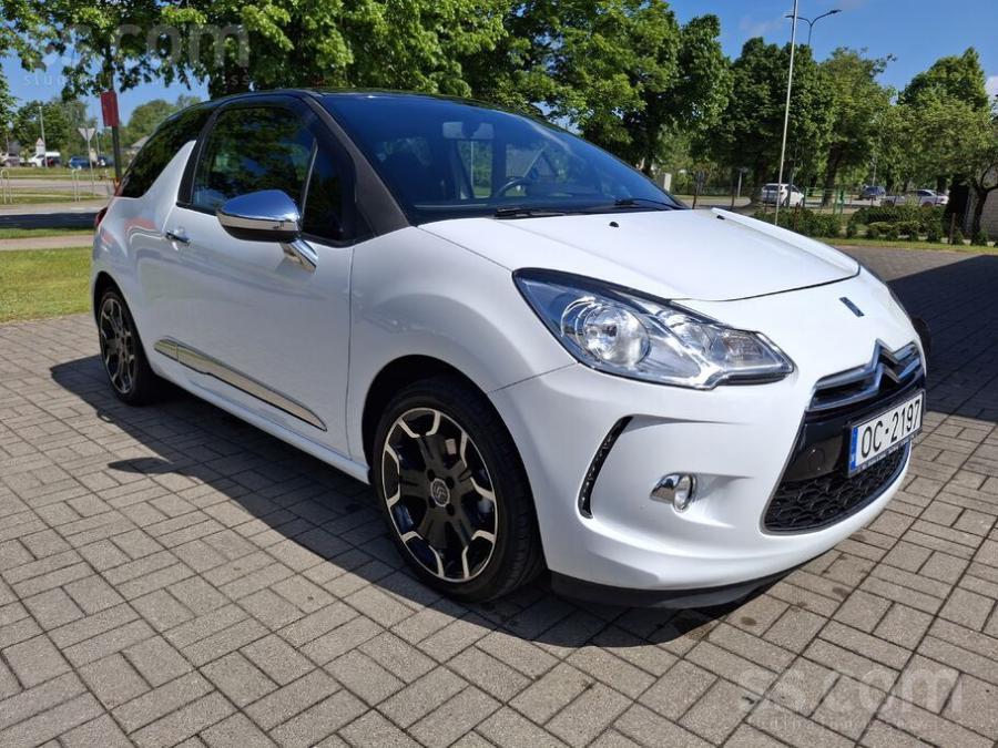 Balts Citroen DS 2011 Valmiera, ar dzinēja tilpumu 1.60 L un nobraukumu 109 tūkst. km par 5500 €, foto 1 vietnē AUTOMOTO.COM.LV