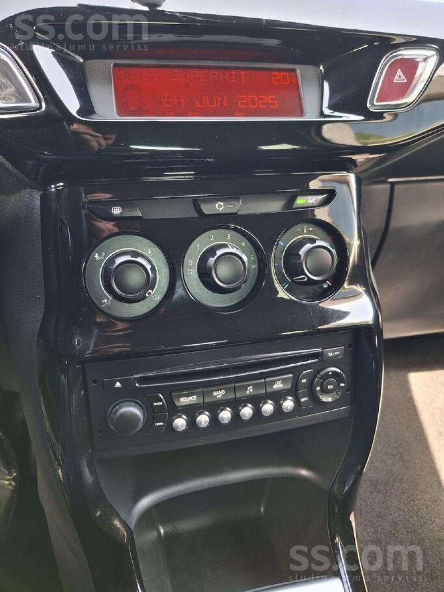 Balts Citroen DS 2011 Valmiera, ar dzinēja tilpumu 1.60 L un nobraukumu 109 tūkst. km par 5500 €, foto 12 vietnē AUTOMOTO.COM.LV