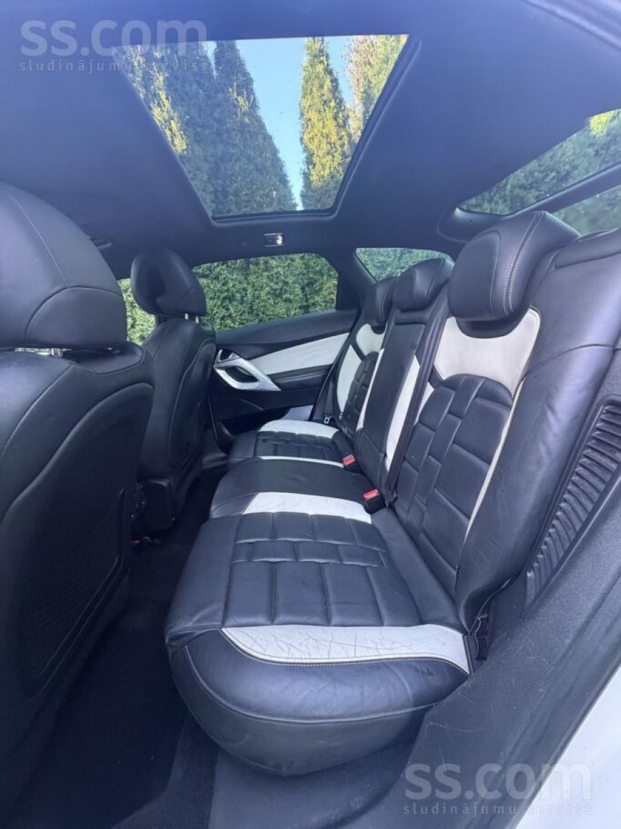 Balts Citroen DS 2012 Rīga, ar dzinēja tilpumu 2.00 L un nobraukumu 172 tūkst. km par 5800 €, foto 4 vietnē AUTOMOTO.COM.LV