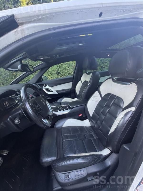 Balts Citroen DS 2012 Rīga, ar dzinēja tilpumu 2.00 L un nobraukumu 172 tūkst. km par 5800 €, foto 5 vietnē AUTOMOTO.COM.LV