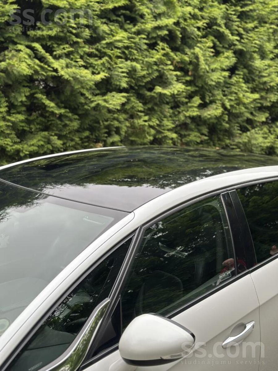 Balts Citroen DS 2013 Bauska, ar dzinēja tilpumu 2.00 L un nobraukumu 237 tūkst. km par 5990 €, foto 12 vietnē AUTOMOTO.COM.LV