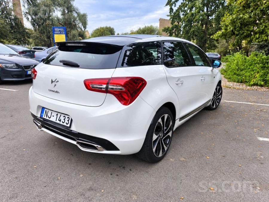Balts Citroen DS 2013 Rīga, ar dzinēja tilpumu 2.00 L un nobraukumu 0 tūkst. km par 4500 €, foto 3 vietnē AUTOMOTO.COM.LV