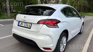 White Citroen DS 2014 in Daugavpils, with an engine capacity of 1.60 L and mileage of 123 thousand km for 8880 €, photo 4 on AUTOMOTO.COM.LV
