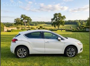 Balts Citroen DS 2014 Rīga, ar dzinēja tilpumu 2.00 L un nobraukumu 176 tūkst. km par 6150 €, foto 4 vietnē AUTOMOTO.COM.LV