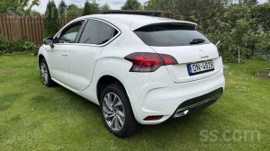 Balts Citroen DS 2014 Rīga, ar dzinēja tilpumu 2.00 L un nobraukumu 176 tūkst. km par 6150 €, foto 25 vietnē AUTOMOTO.COM.LV