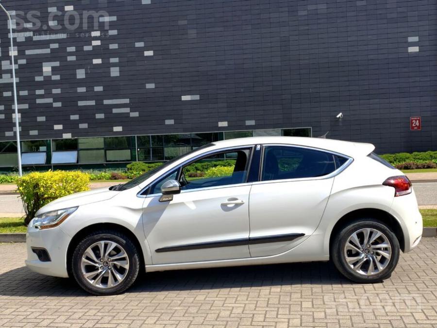 Balts Citroen DS 2014 Jelgava, ar dzinēja tilpumu 1.60 L un nobraukumu 0 tūkst. km par 5990 €, foto 9 vietnē AUTOMOTO.COM.LV