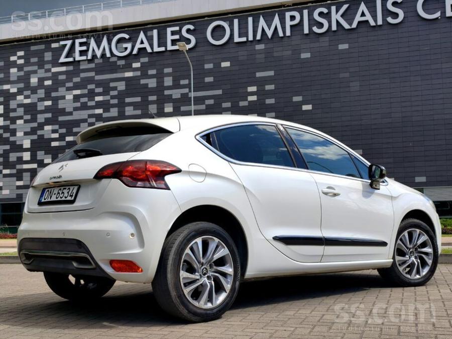 Balts Citroen DS 2014 Jelgava, ar dzinēja tilpumu 1.60 L un nobraukumu 0 tūkst. km par 5990 €, foto 33 vietnē AUTOMOTO.COM.LV