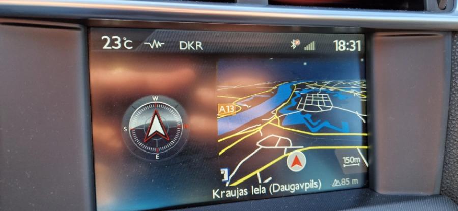 Balts Citroen DS 2014 Rīga, ar dzinēja tilpumu 1.60 L un nobraukumu 178 tūkst. km par 6950 €, foto 4 vietnē AUTOMOTO.COM.LV