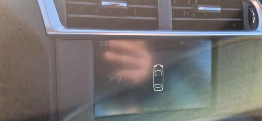 Balts Citroen DS 2014 Rīga, ar dzinēja tilpumu 1.60 L un nobraukumu 178 tūkst. km par 6950 €, foto 5 vietnē AUTOMOTO.COM.LV